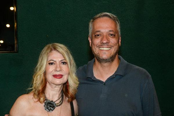 TV Paraguaçu - Lançamento da obra Mar Fechado Mar Aberto, de Angela ...